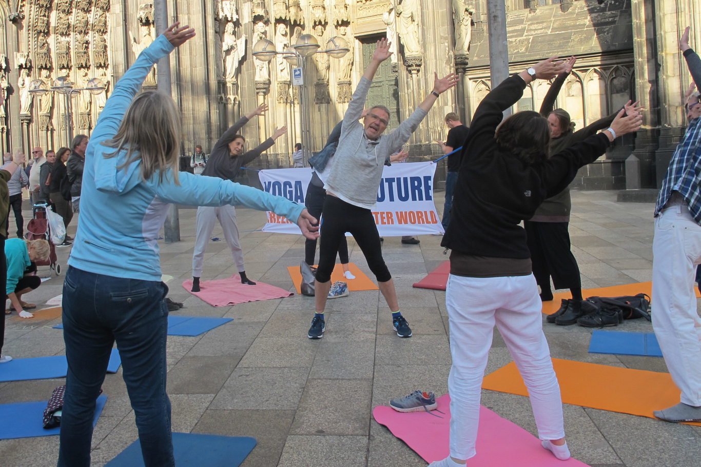 Yoga for Future – gemeinsam inspirieren und ermutigen! - YOGA Austria